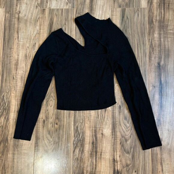 Le Lis | Tops | Le Lis Collection Large Blacktop | Poshmark